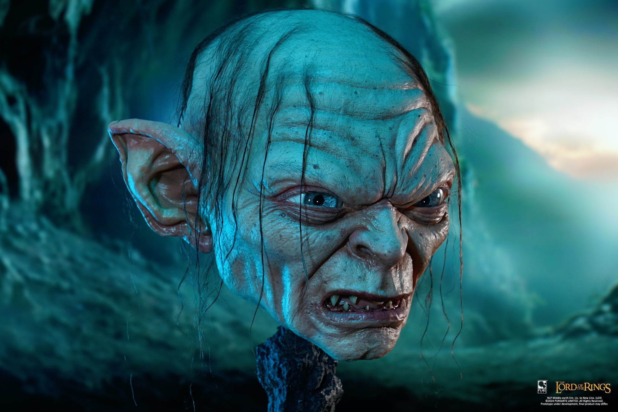 The Lord of the Rings Gollum Art Mask Exclusive Edition with Ring and ...
