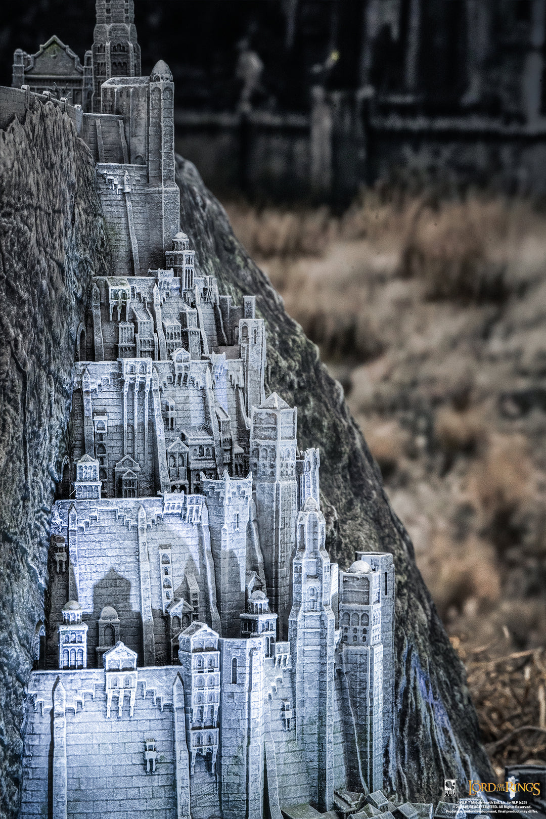 The Lord of the Rings Crown of Gondor 1/1 Scale Replica Exclusive Edit ...
