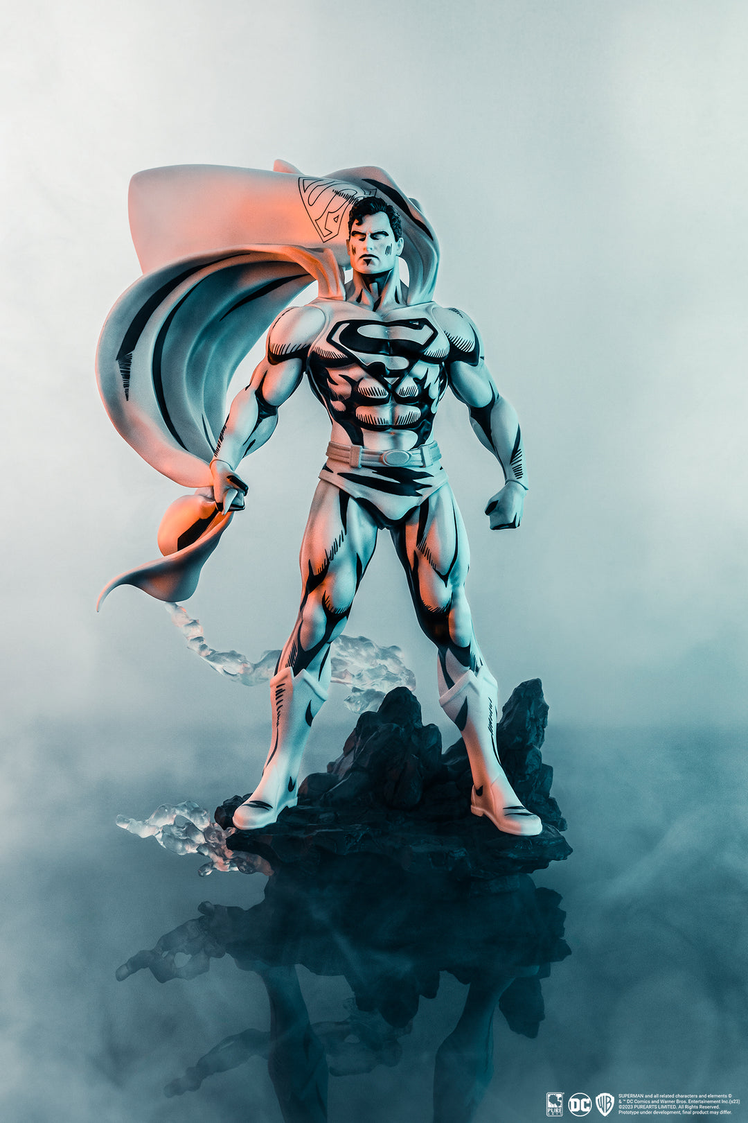DC Heroes Superman B&W PX PVC 1/8 Scale Statue – PureArts
