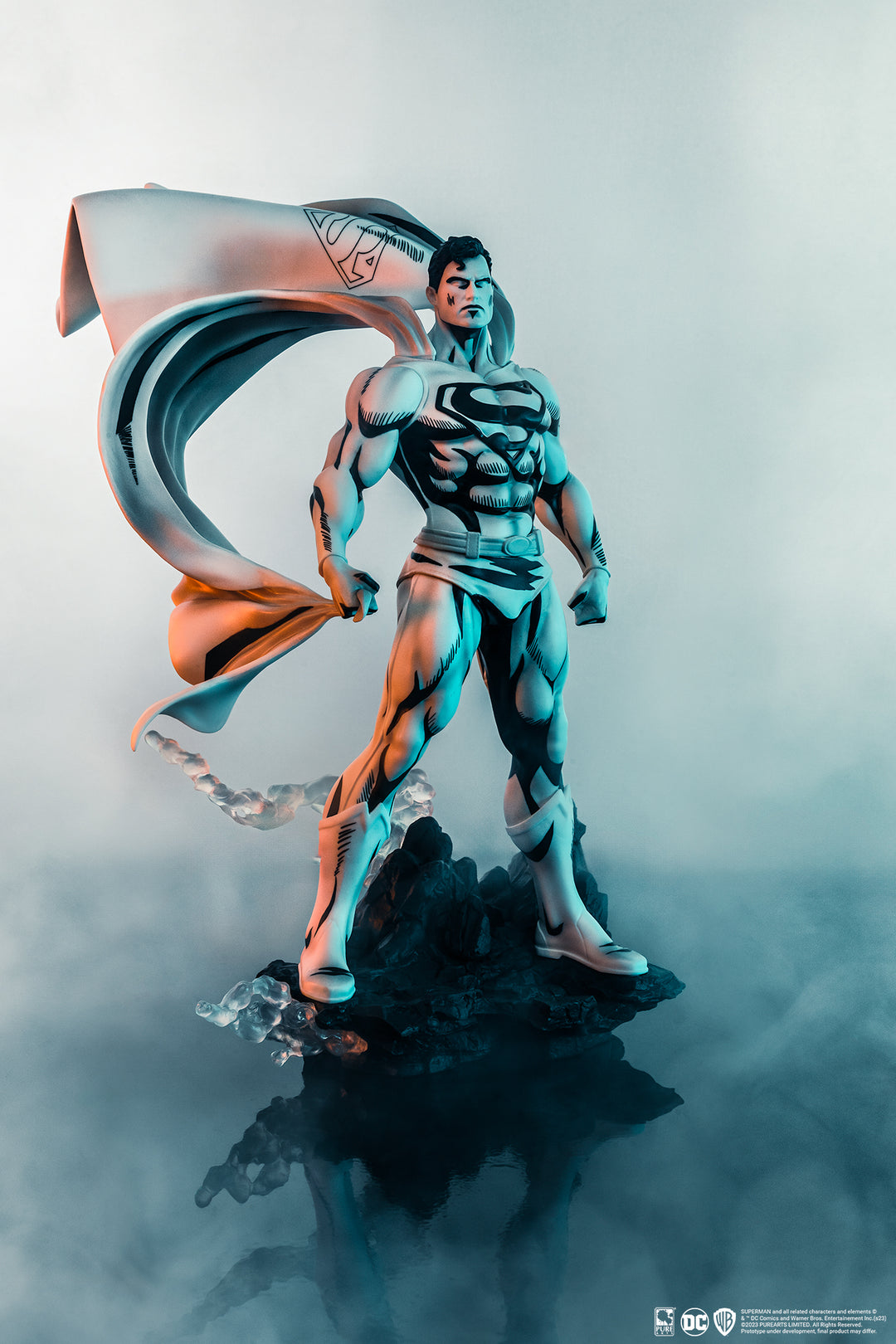 DC Heroes Superman B&W PX PVC 1/8 Scale Statue – PureArts